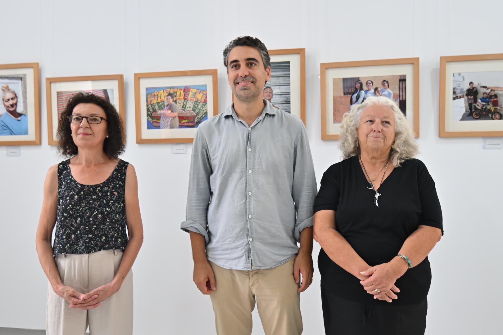 La Sala Jayrán se llena de gentes de los distintos barrios de la ciudad ...